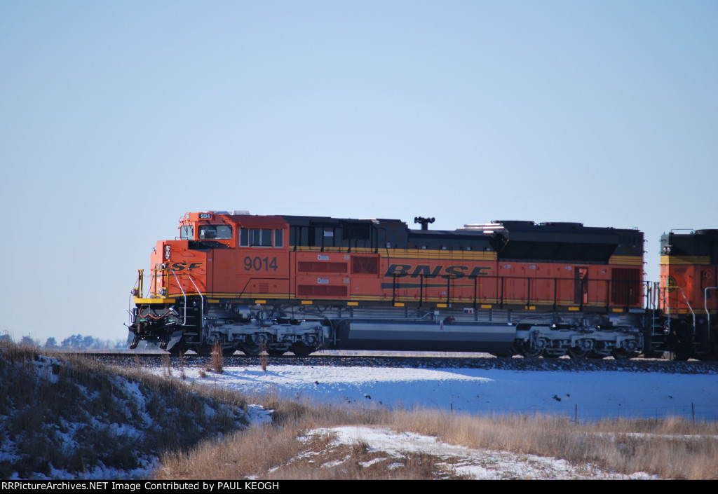 Side shot of BNSF 9014 at Aurora, NE.